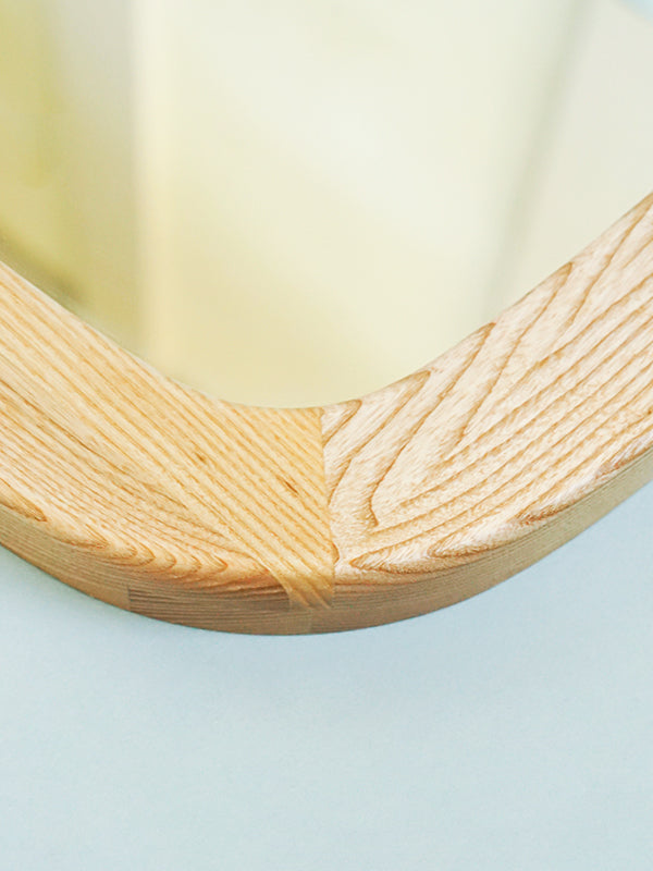 MOI wall mirror | AXCIS ONLINE