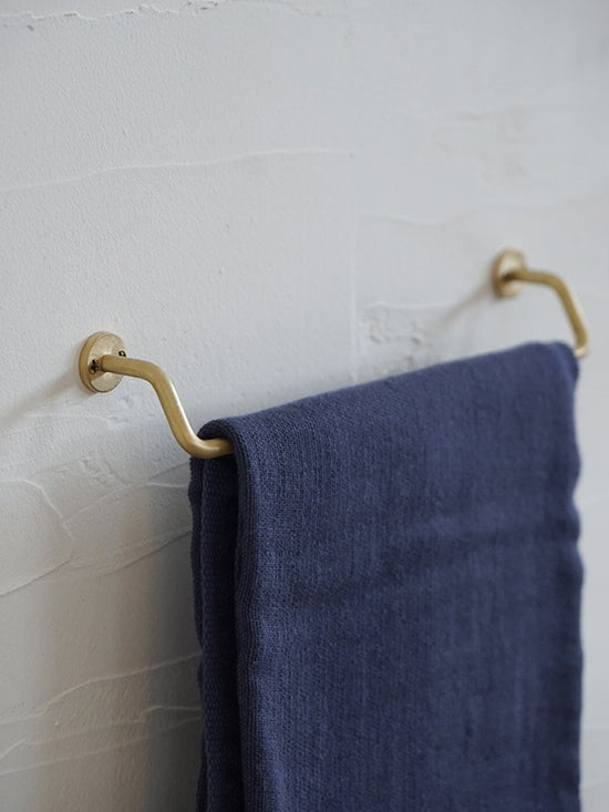 KT brass towel holder | AXCIS ONLINE