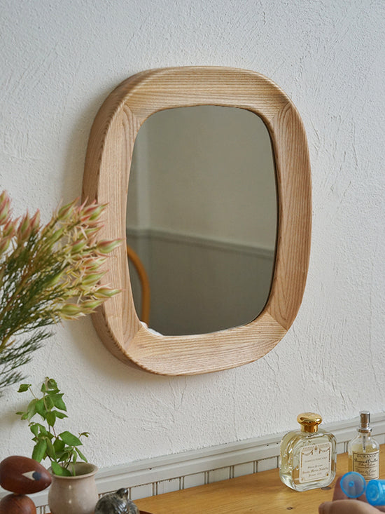 MOI wall mirror | AXCIS ONLINE